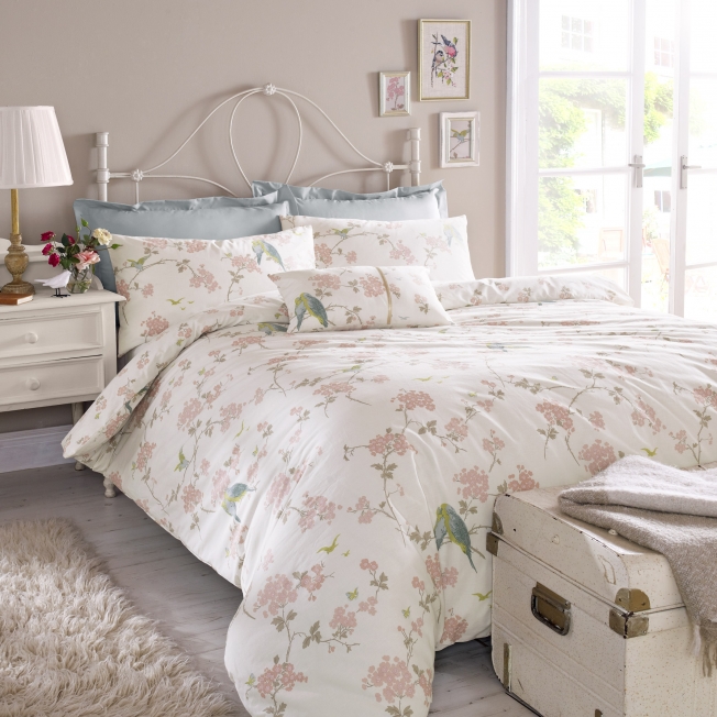 Janet Reger Bed Linen | House of Bedding